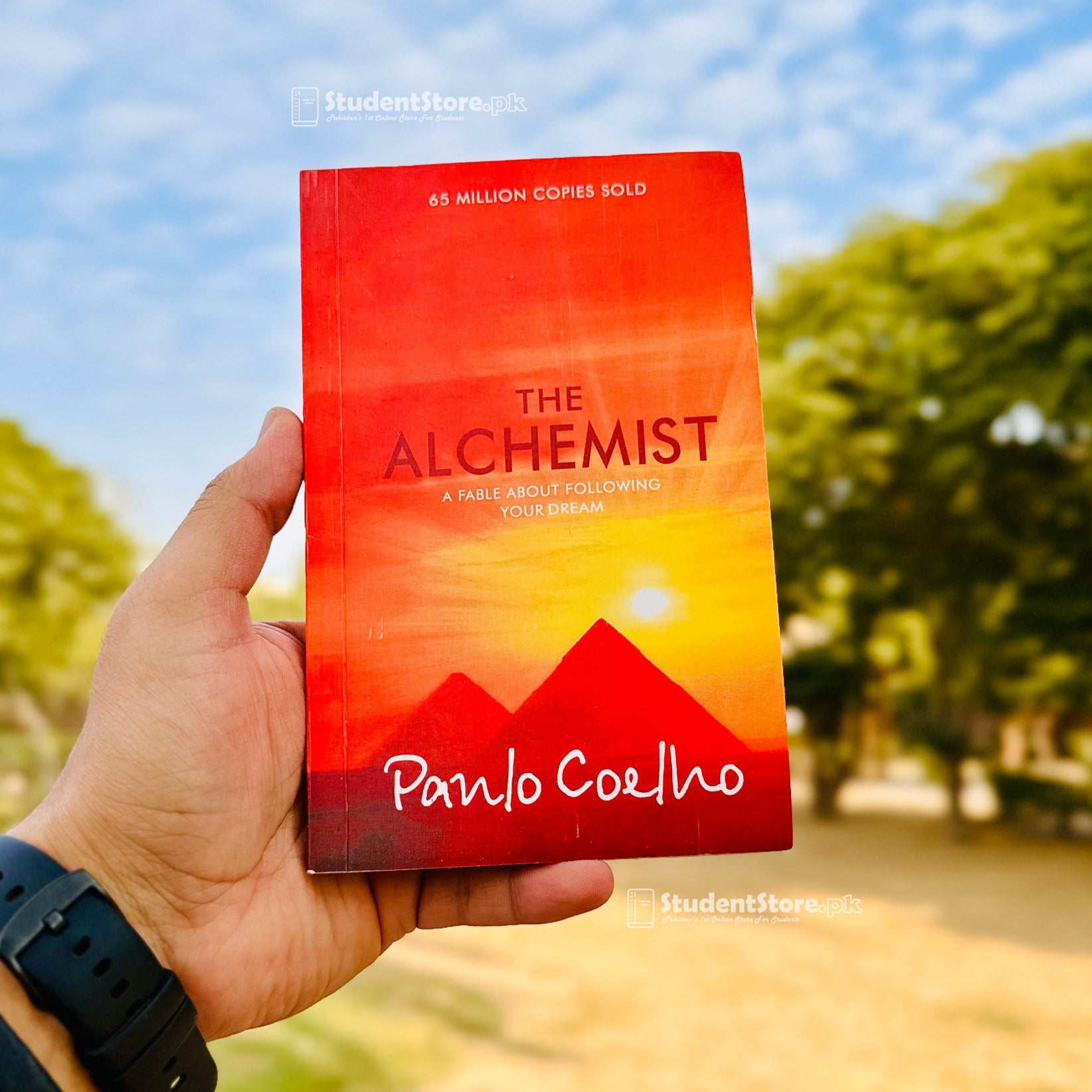 The Alchemist By Paulo Coelho – StudentStore.pk